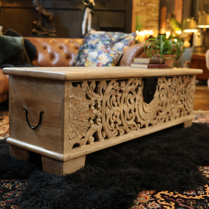 Cabinets – Vintage Sofa