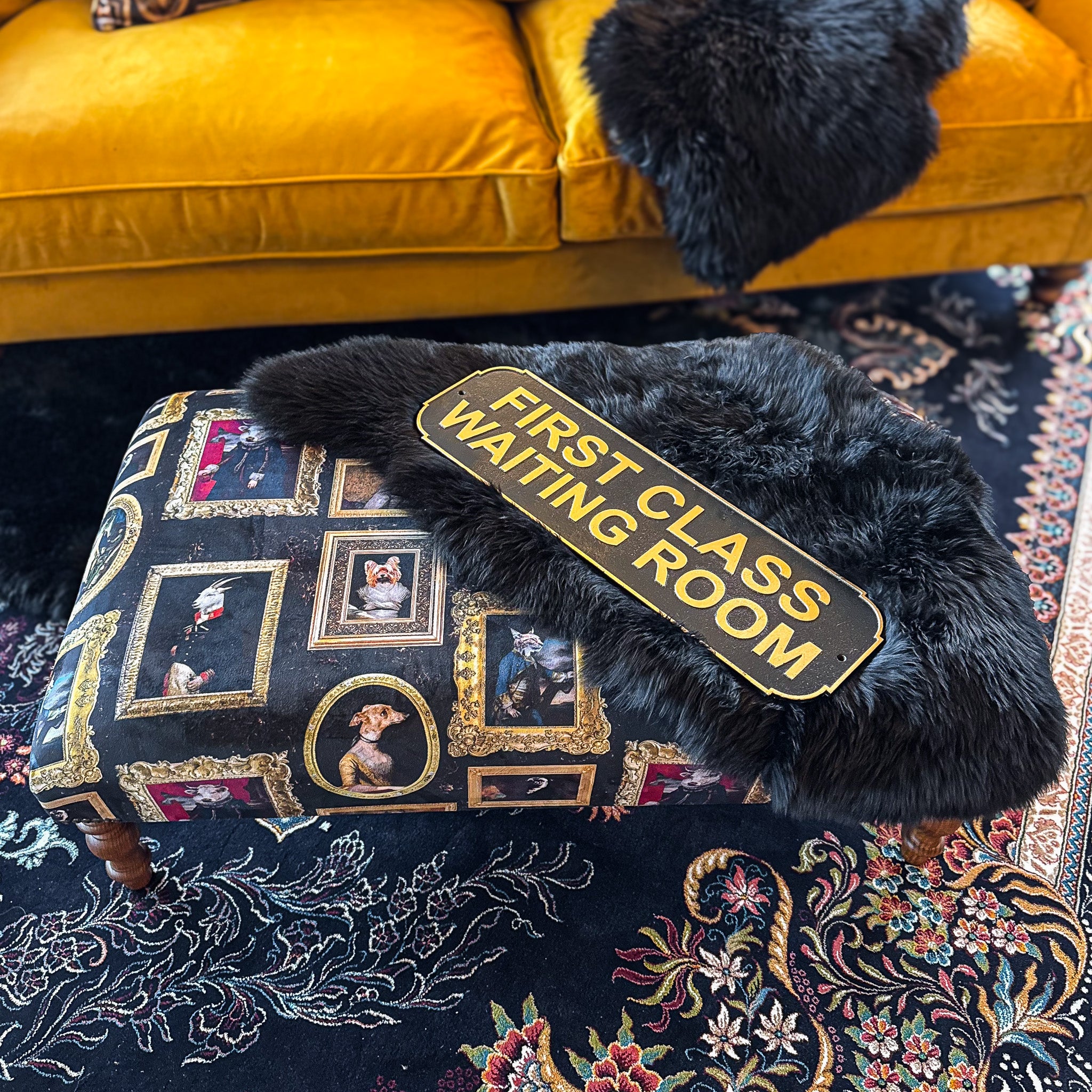 Selfridges Large Deluxe Footstool in Wall of Portraits – Vintage Sofa