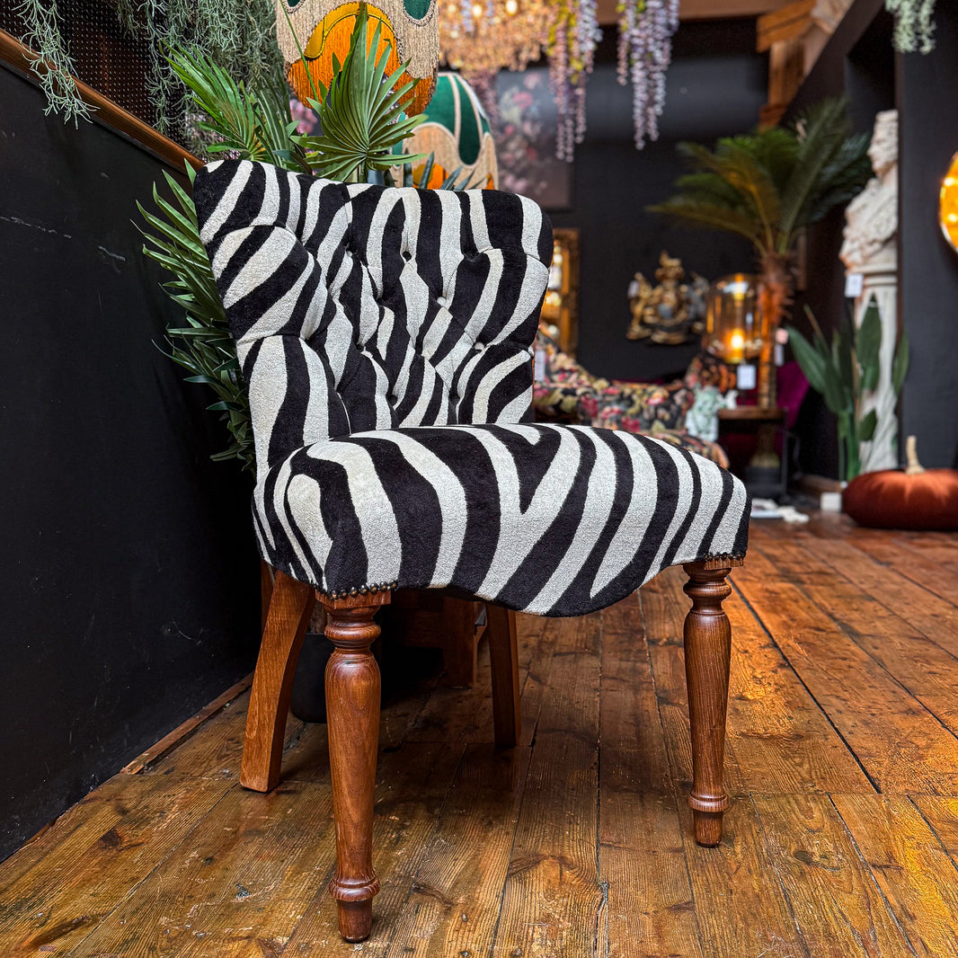 Selfridges Dining Chair in Animal – Vintage Sofa