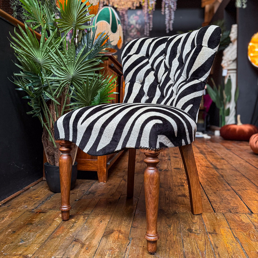 Selfridges Dining Chair in Animal – Vintage Sofa